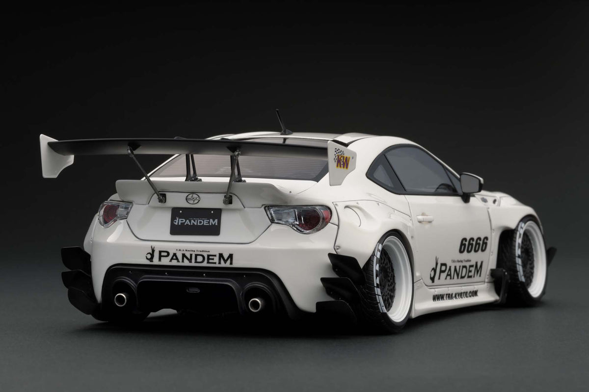 IG1122 PANDEM TOYOTA 86 V3 White – ignition model